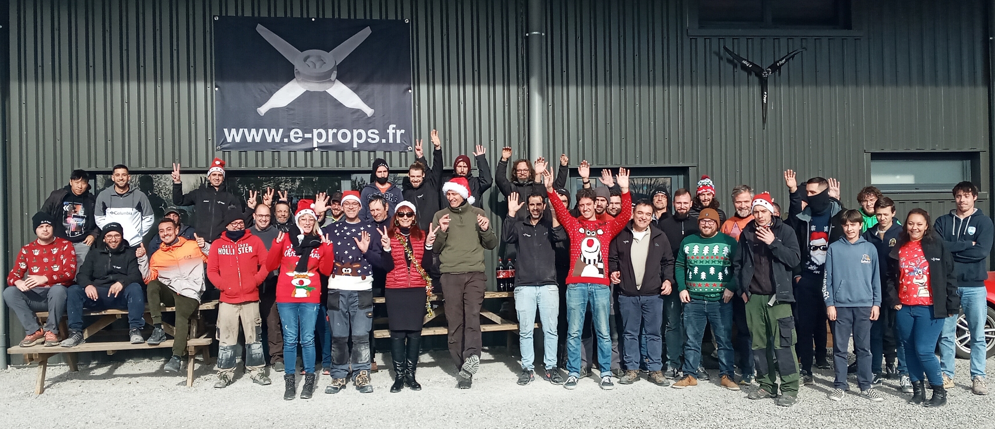 E-PROPS: the lighest Carbon-Titanium Propellers for Aircraft